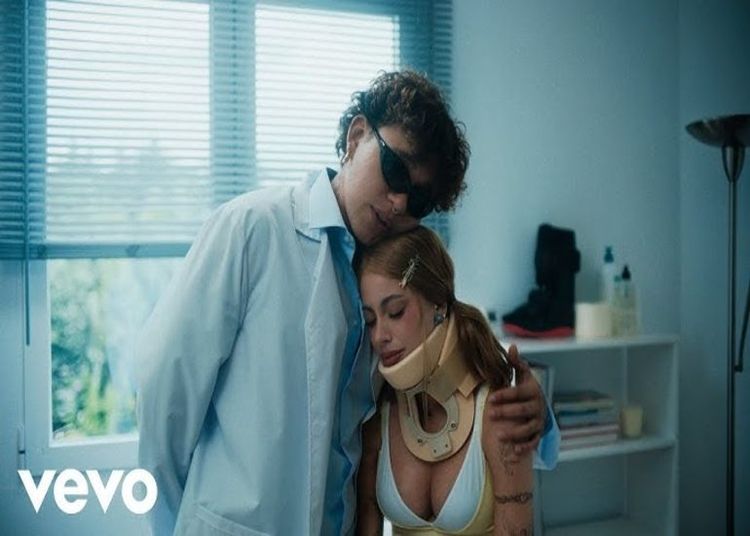 “Universidad” by Tini ft. Beéle | Street Art Latam